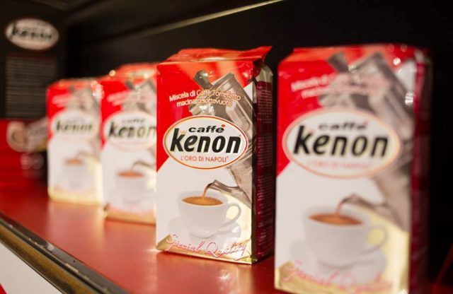Kenon compie 125 anni con a capo i figli del ‘rre d”o cafè di Napoli